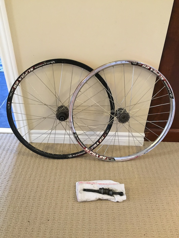 Alexrims Supra 28 rims with Sun Ringe hubs For Sale