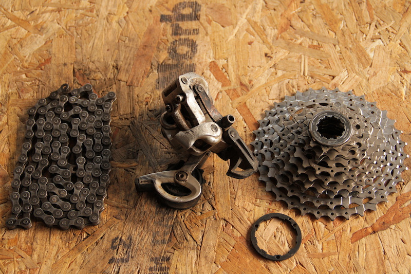 Sram X7 9sp Rear derailleur, Shifter (not pictured), Chain a For Sale