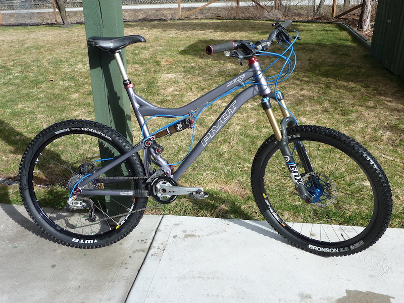2012 Pivot Mach 5.7 size Large For Sale
