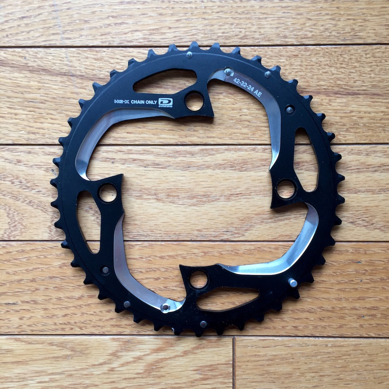 Shimano XT 42T chain ring For Sale