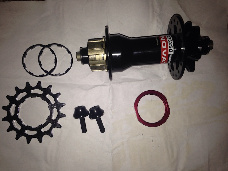 2014 2 Novatec d252sb single speed rear hubs 32 hole 135-10 For Sale