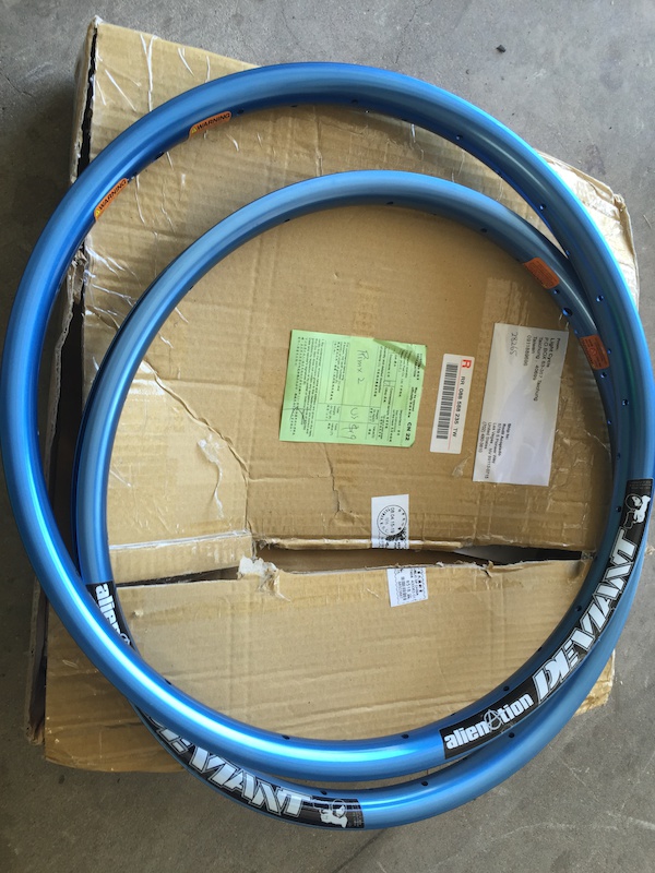 Alienation Deviant Rims 20" blue For Sale
