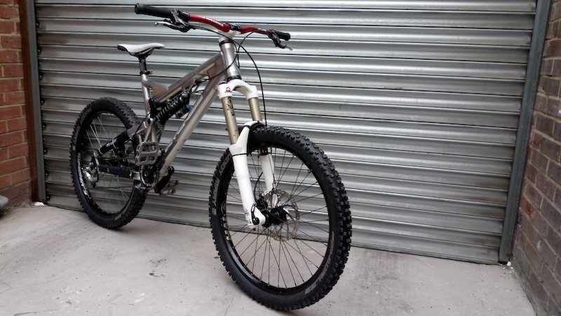 2009 Intense Uzzi Vpx (large) For Sale