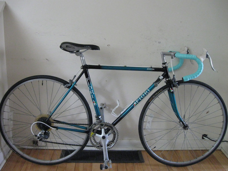 FIORI MODENA ROAD BIKE---$290 OR BEST OFFER For Sale