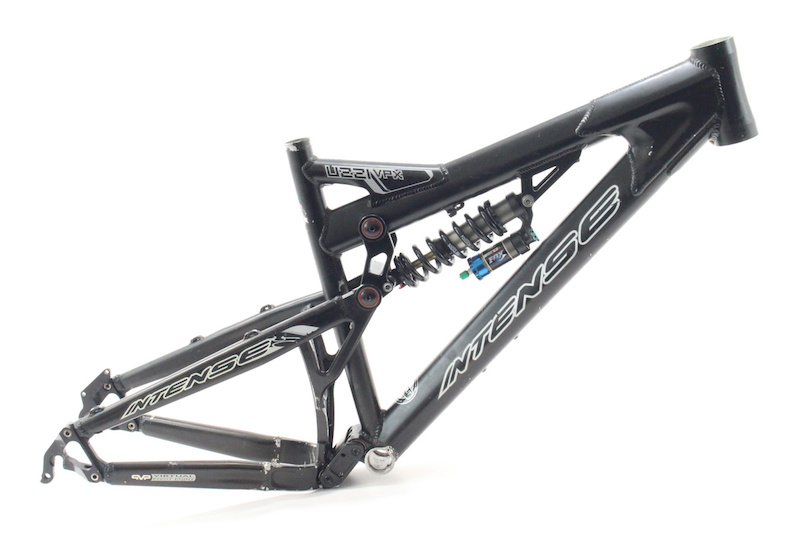 Intense Uzzi VPX 18" Frame inc. Fox DHX 5.0 (38061) For Sale