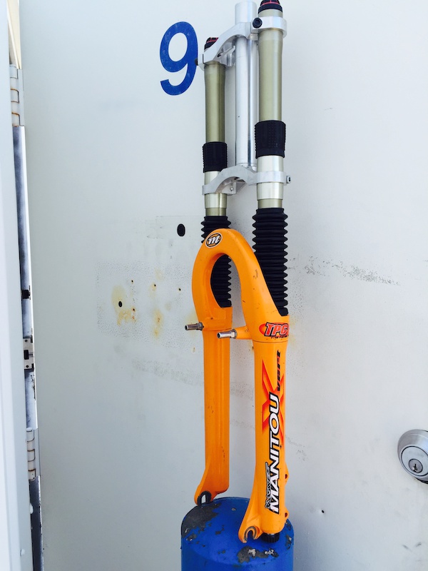 Manitou X-Vert 100MM travel/QR Dropout fork-Nice condition For Sale