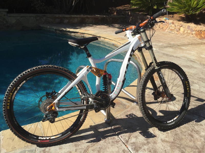 2010 Giant downhill/freeride Price Drop For Sale