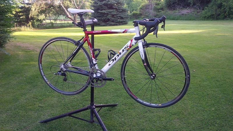 2005 Opus Vivace 54, reliable backroad munching rig For Sale