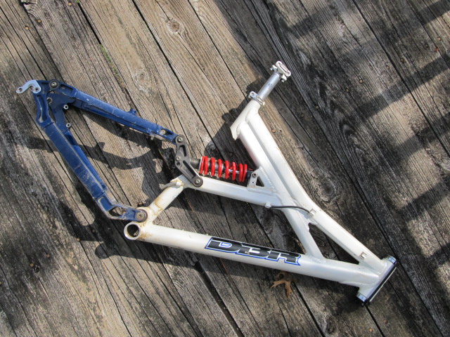 in Inman, South Carolina, United States - photo by Bordershy - Pinkbike