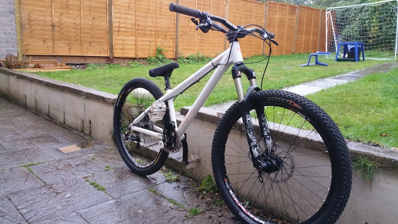 2013 custom 4x Dartmoor 26player v high spec For Sale