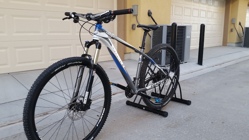 Giant Talon 29er Hardtail Medium Frame XT X9 Components For Sale