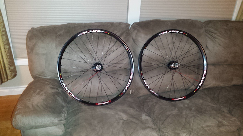 2013 PRICE DROPPED Hadley 12x150 / 20 mm, 26", MTX 33 rims For Sale