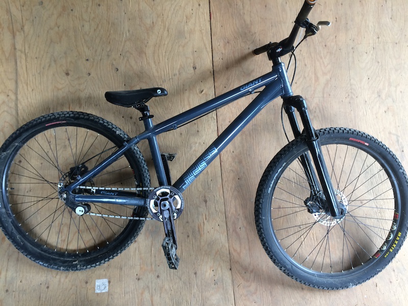 2011 giant stp ss For Sale