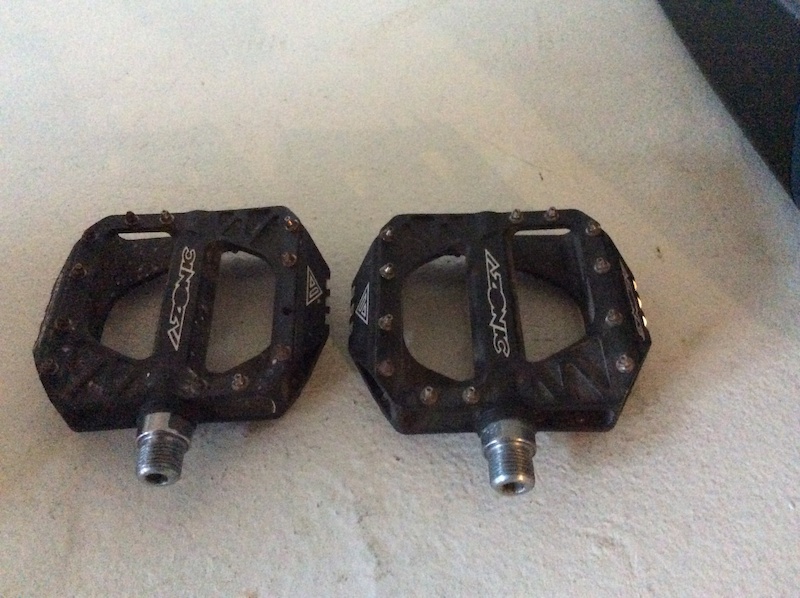 Azonic switchback pedals For Sale