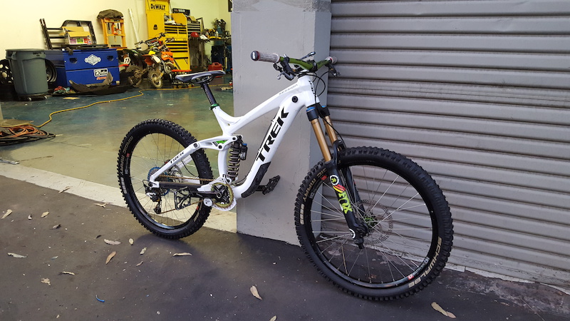 2014 trek session 8 I9, XTR, Schwalbe, Fox 180 For Sale