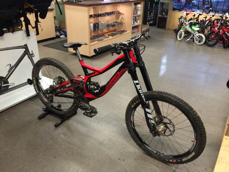 PRICE DROP Specialized Demo 8 Dialed fully custom For Sale