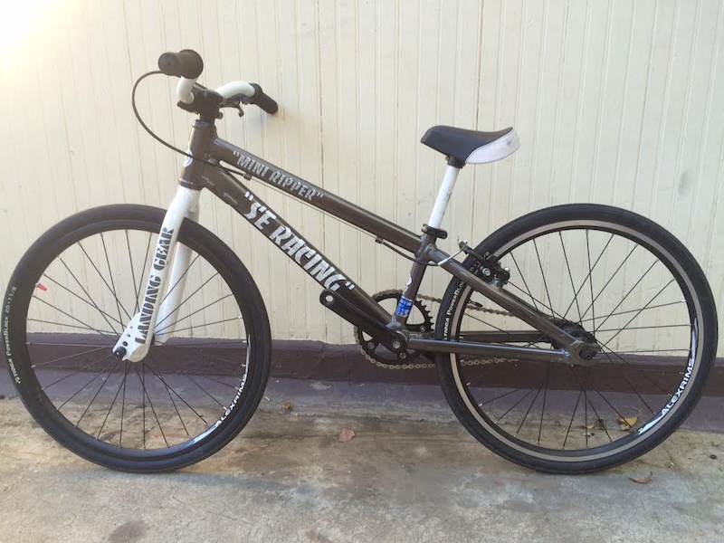 2012 SE racing mini ripper (black metallic, white fork) For Sale