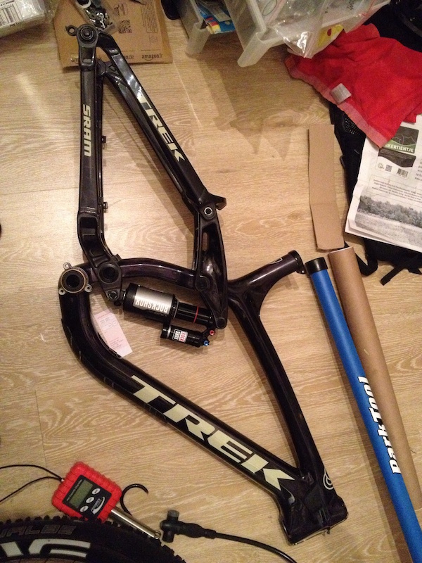 2014 Trek Session Park carbon frame, c3 large, vgc For Sale