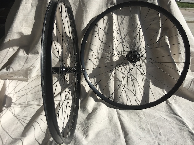 2015 Sun Ringle Inferno 29 DH wheelset 650b For Sale