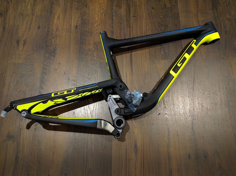 GT Helion Team Carbon Frame Medium New For Sale