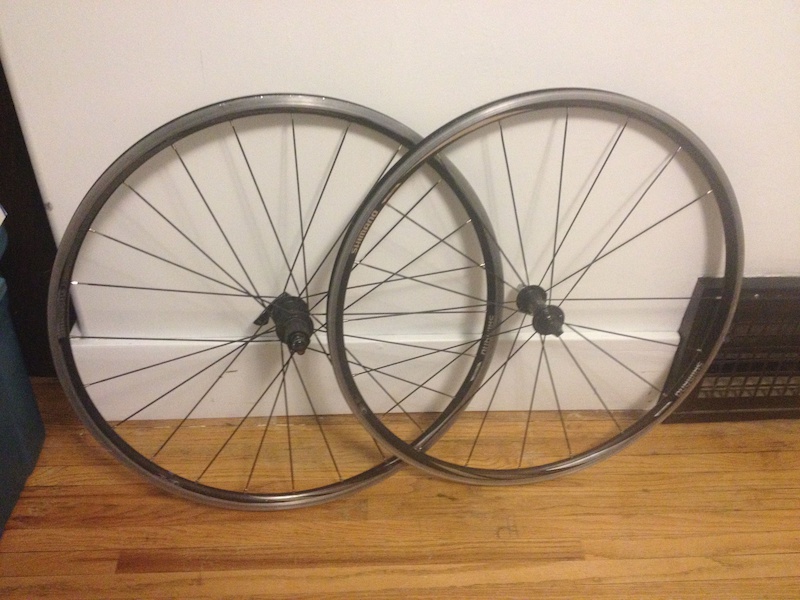 2010 Shimano R500 Wheelset 8/9/10 Speed For Sale