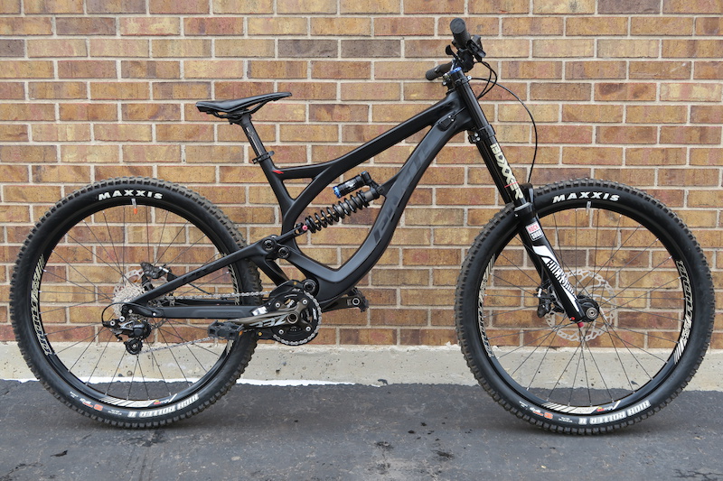 2015 PIVOT PHOENIX DH CARBON 650B For Sale