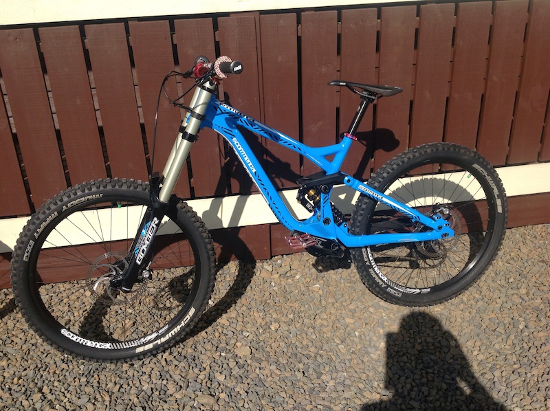 2012 Commencal supreme dh v3 For Sale