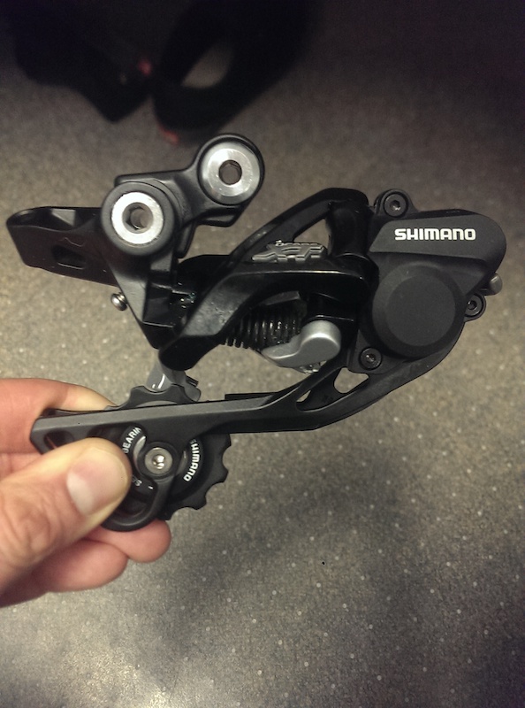 2016 NEW SHIMANO XT m786 Shadow+ 10spd, MED $70 For Sale