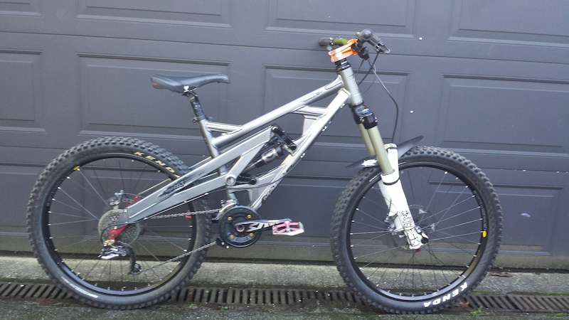 2009 Marin Quake 7.9, full Saint group, upgrades For Sale