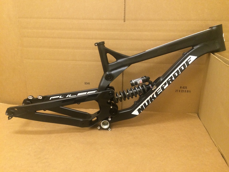 2015 Nukeproof Pulse DH brand new For Sale