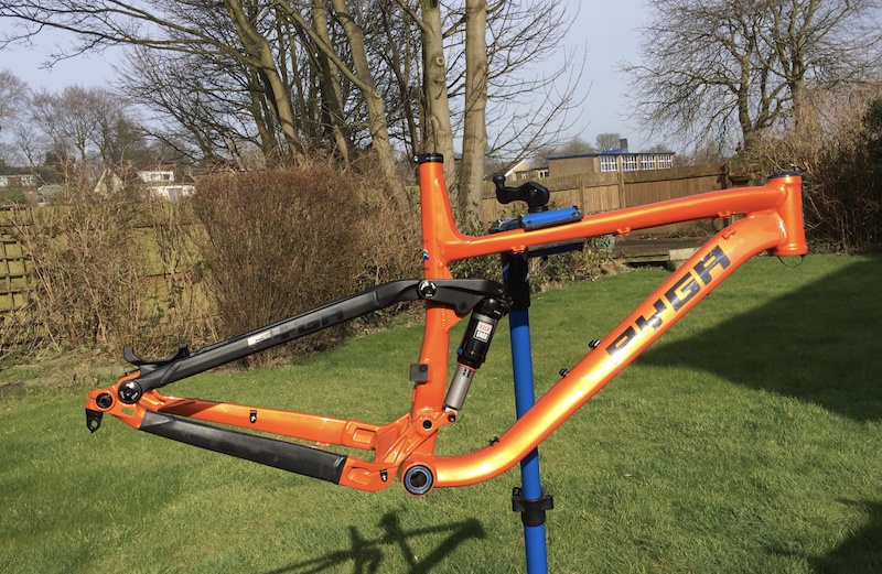 PYGA 120 650B FRAME - SIZE MEDIUM **PRICE REDUCED** For Sale