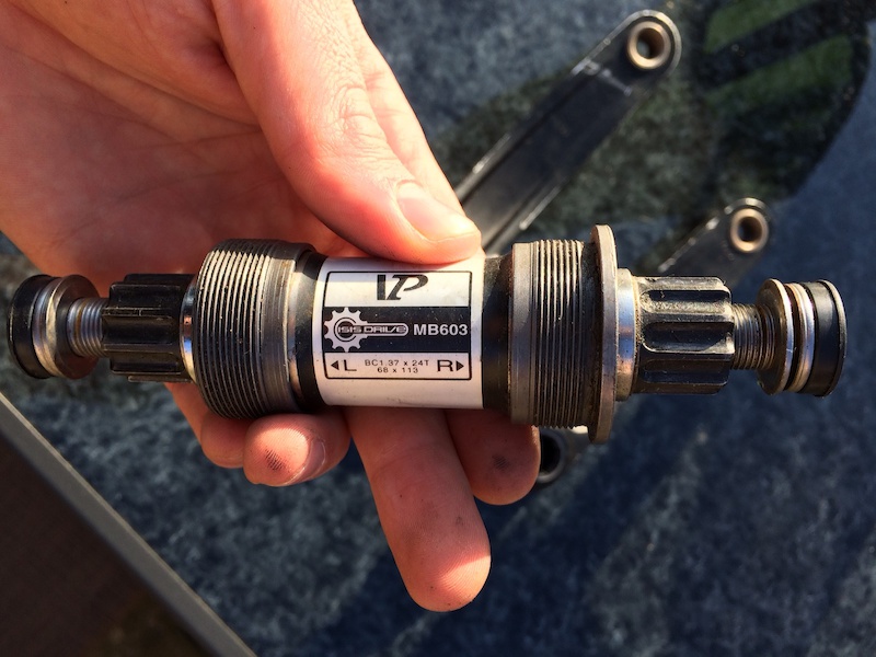 VP ISIS bottom bracket For Sale