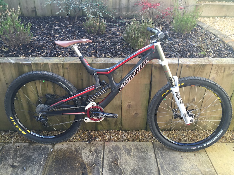 2014 Santa Cruz V10 XL BARGAIN and SPARE NEW REAR TRIANGLE For Sale