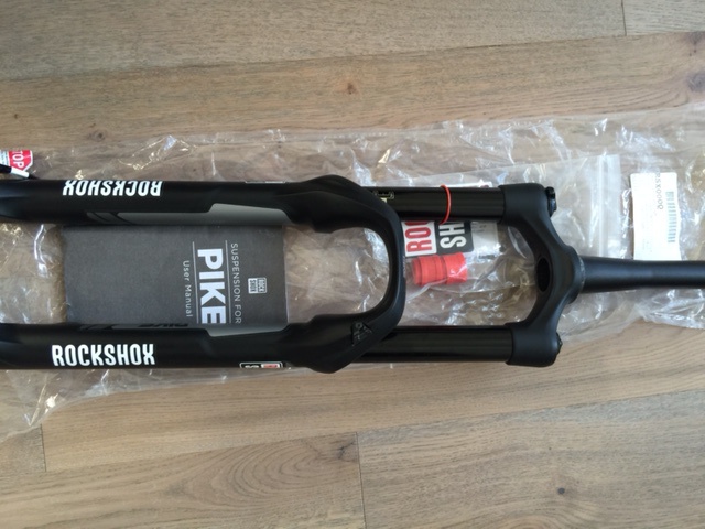 2015 * New * Rockshox Pike RCT3 Solo Air 160 MM 27.5 For Sale