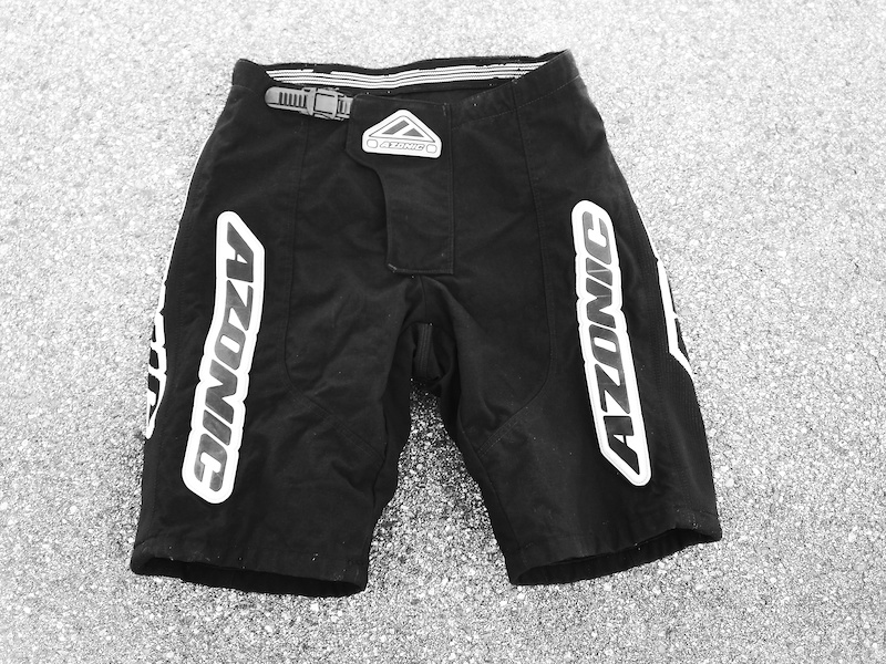 Azonic Shorts Size 32 Adjustable Waist DH For Sale
