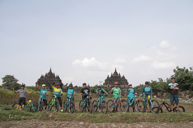 Riding in the Heart of Java - Pinkbike