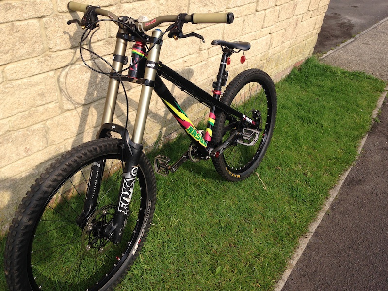 2015 BARGAIN Maxim Rasta hardtail with fox 40's and saint For Sale