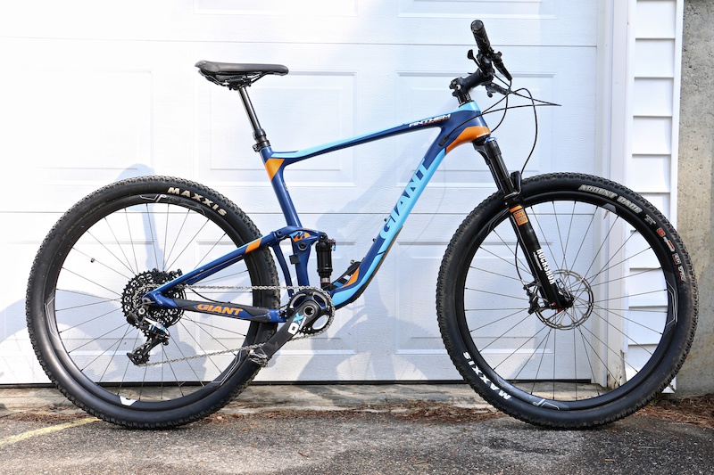 2015 Giant Anthem Advanced SX Size Large 27.5 Wheels For Sale