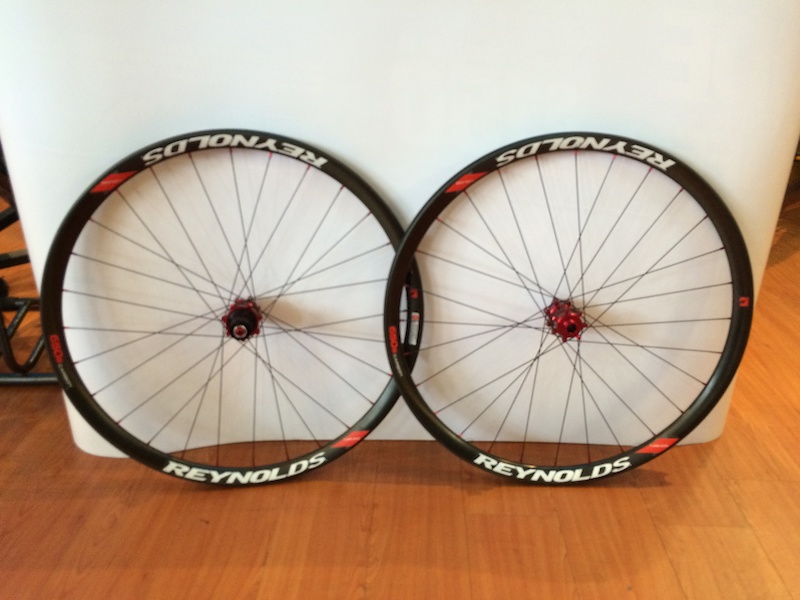 2014 REYNOLDS MTB 27.5 TRAIL CARBON WHEELSET For Sale