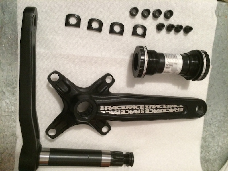 2015 Race Face Ride cranks, shims, bolts, and BB For Sale