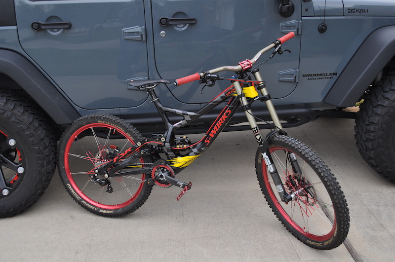 2013 Specialized S-WORKS DEMO 8 CARBON TLD Limited Edition For Sale