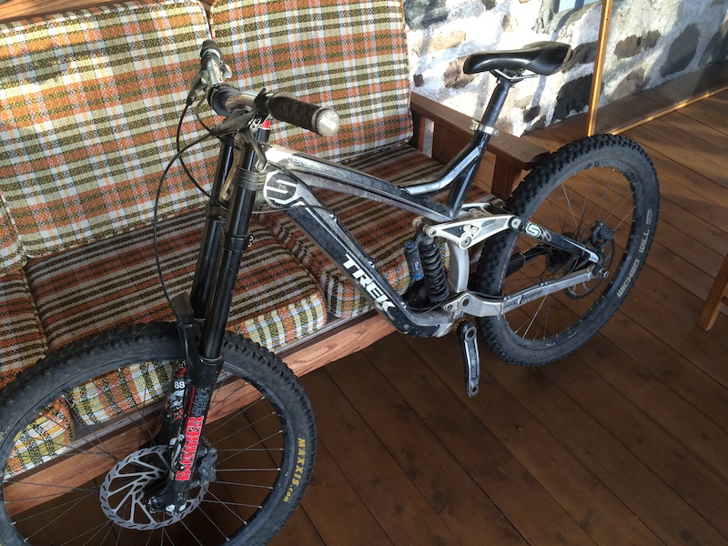 2009 Trek Session DH For Sale