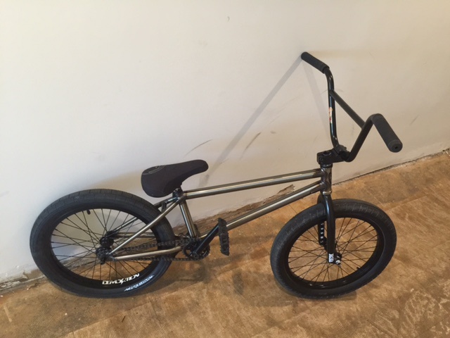 2016 New Custom Build S&M BTM Bmx Bike w / Helmet For Sale