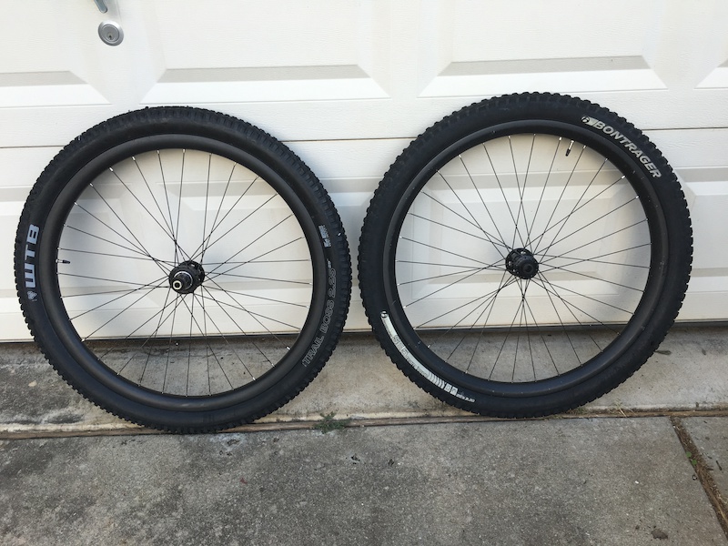 Nextie Wide Carbon Wheelset + xtra (good) tires For Sale