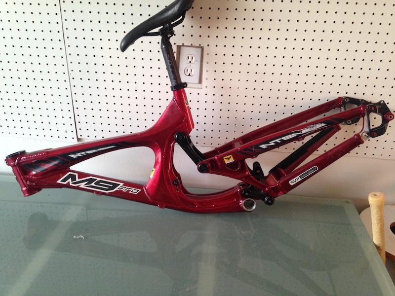 2012 Intense M9 fro medium frame For Sale