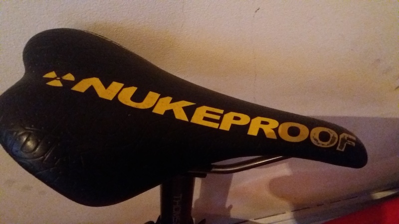 Nukeproof saddle with 30.9 seatpost For Sale