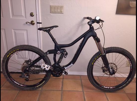 2012 ** KONA ENTOURAGE ** Freeride Mountain Bike For Sale
