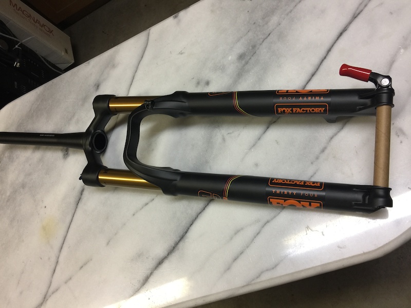 2017 FOX Shox 34 Float (29er) 140mm FIT4 Forks (51mm Rake) For Sale