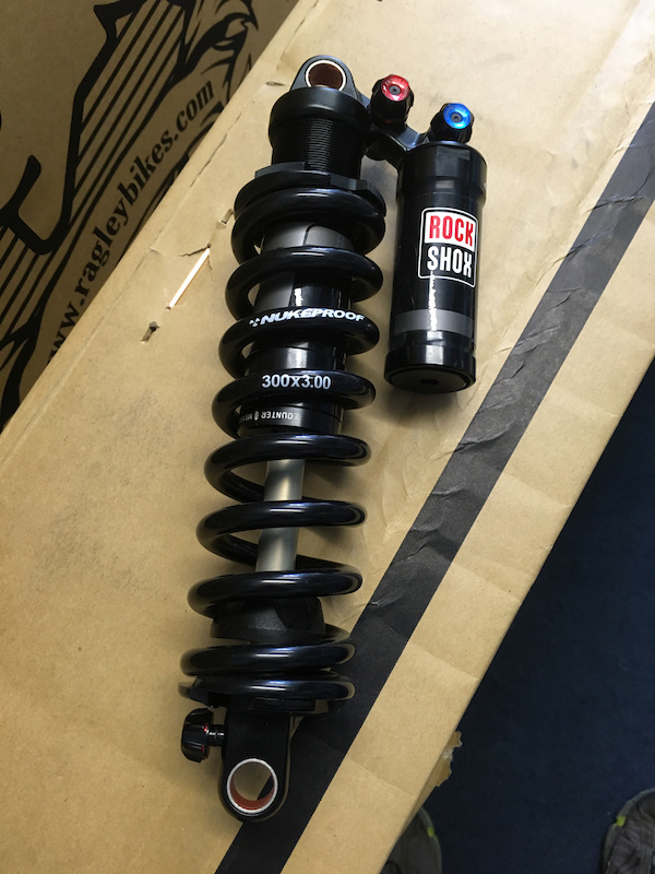 2016 Rockshox Vivid R2C 240×76 For Sale