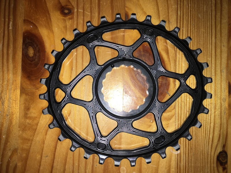 2015 Absolute Black 32 tooth Oval Cinch Chainring For Sale